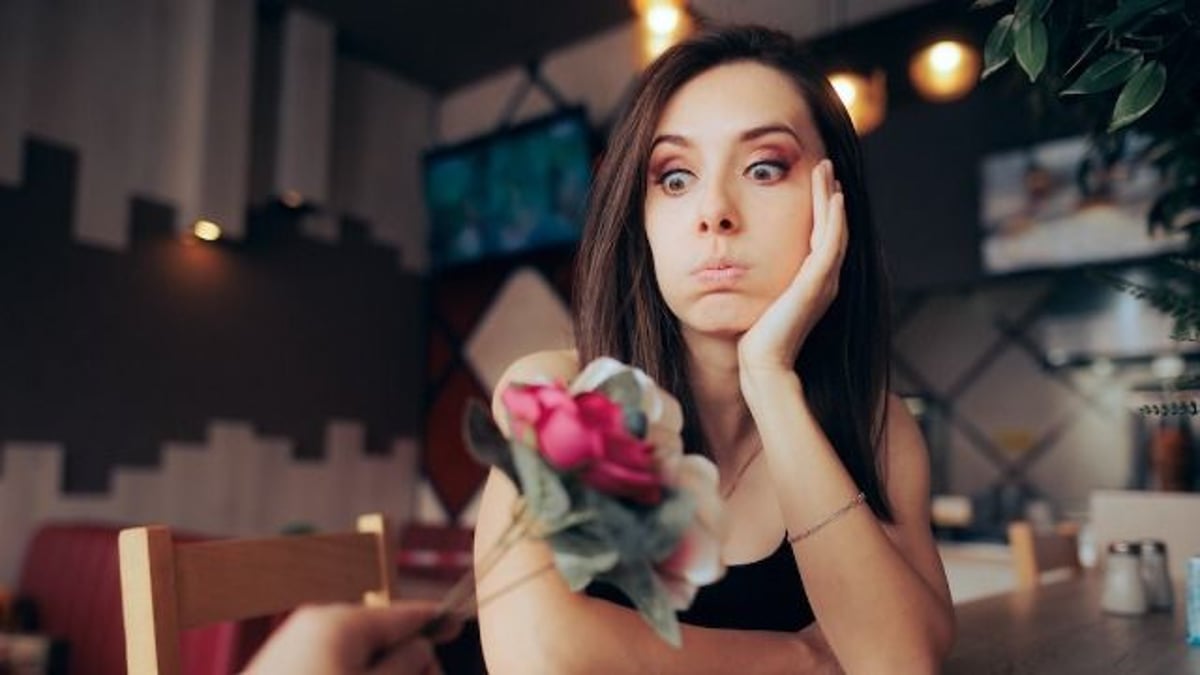 18 people share the worst dealbreaker they discovered on a first date ...