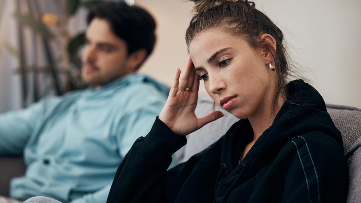 Man asks if he's an AH for not agreeing to GF's demands; asks advice in ...