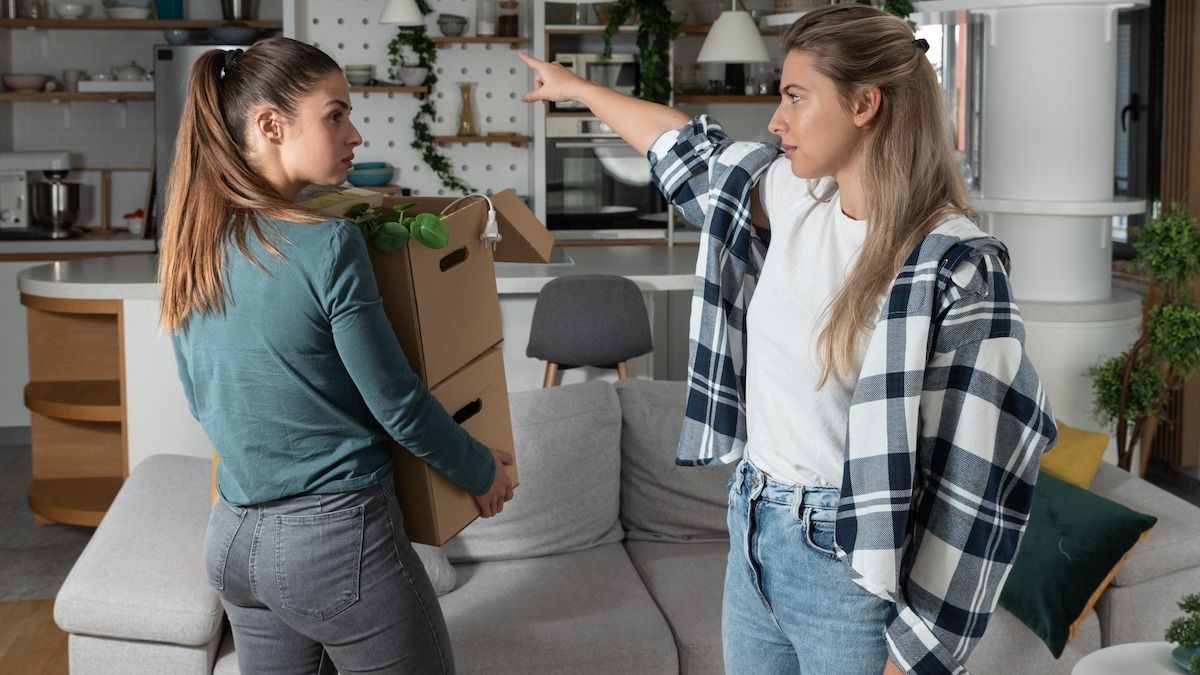 'AITA for insisting my brother’s GF proves she’s pregnant or she has to ...