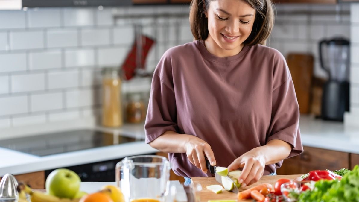 'AITA for having my son help me in the kitchen? My husband says it's ...