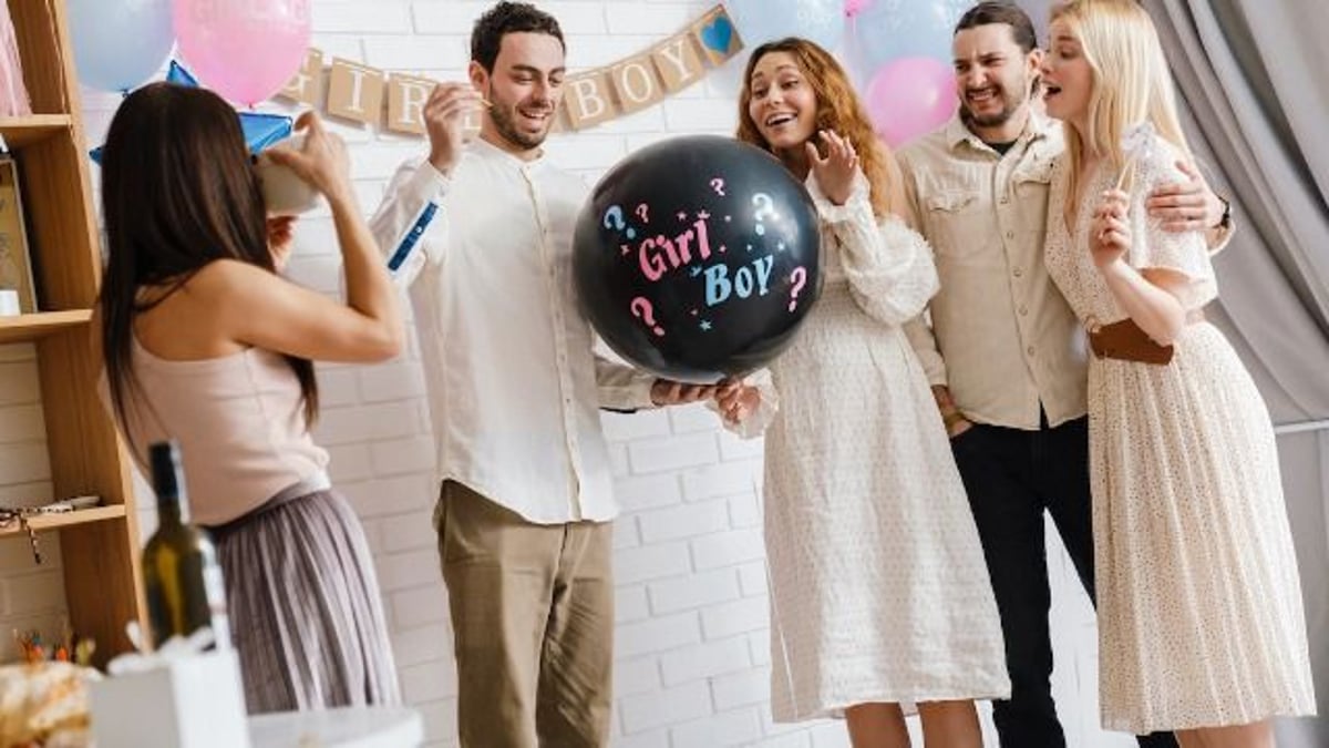 Man 'ruins' gender reveal when sister steals name of his stillborn child without asking ...