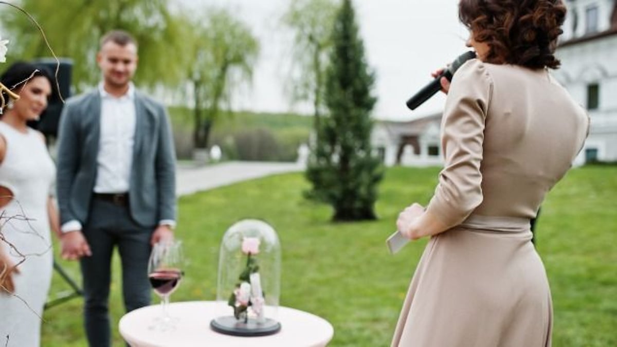 Bride confronts sister-in-law about 'inappropriate' and 'disrespectful ...