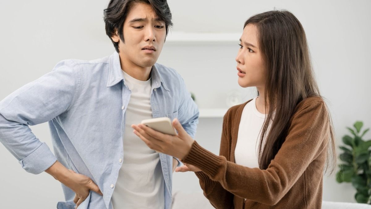 Guy shows GF cute bird, she makes TikTok making fun of him, refuses to ...