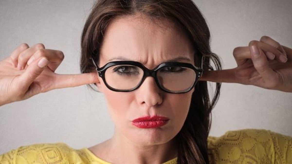Woman With Cheating Husband Drops Friend After She Tells Her To Leave