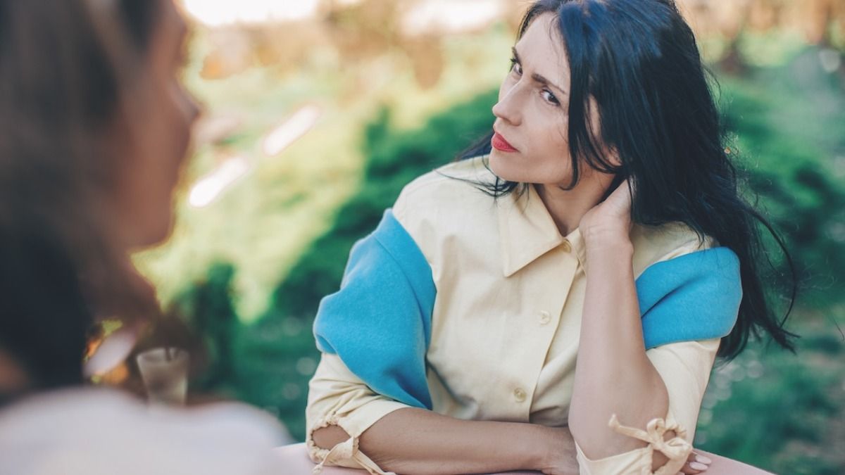 Woman tells sister's fiancée that she caught her with another woman, 'I ...