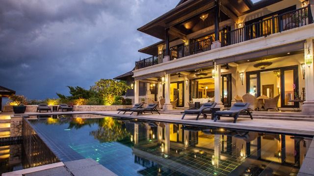 20 employees with wealthy bosses share what it's like to work for the ...