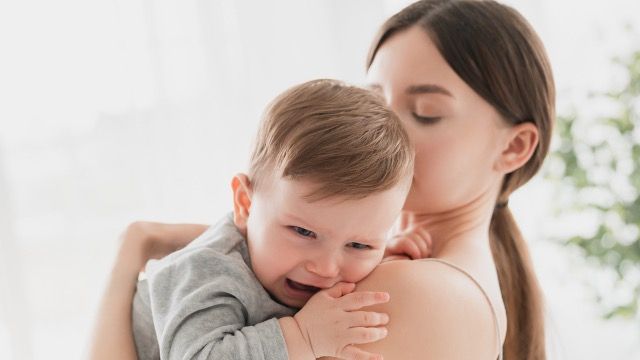 Woman won't allow dad's wife to see her new baby even though she ...