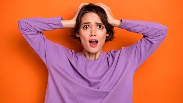 Woman who makes $90K refuses to split $560 check with friend who makes ...