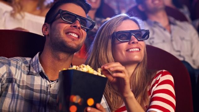 Couple with reserved movie theater seats makes family with baby move ...