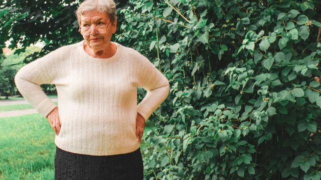 Man calls mom 'monster' after she insults his GF, dad says 'mom was ...