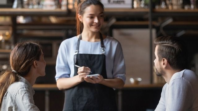 10 servers share the weird customer interactions that went way off ...