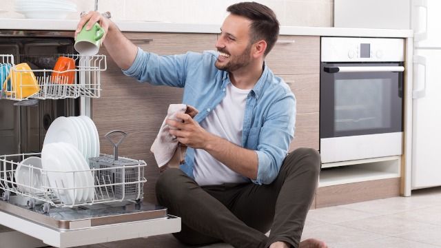 15 married people share the one thing they always disagree with their ...