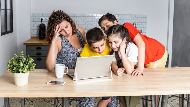 Mom working and raising kids while husband travels for work finally ...